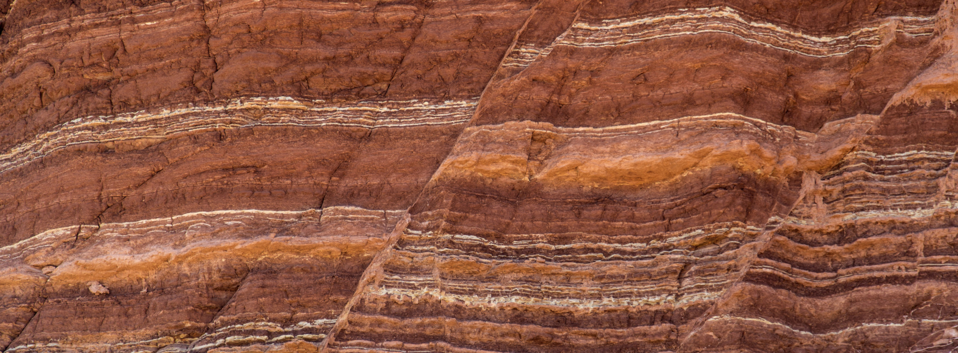 Faults and fractures – Resoptima